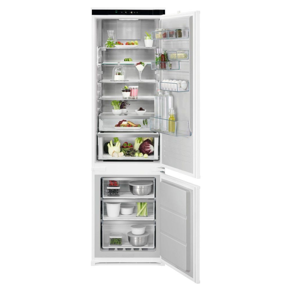 AEG NSC8M191DS 188cm Series 8000 Integrated 70/30 Frost Free Fridge ...